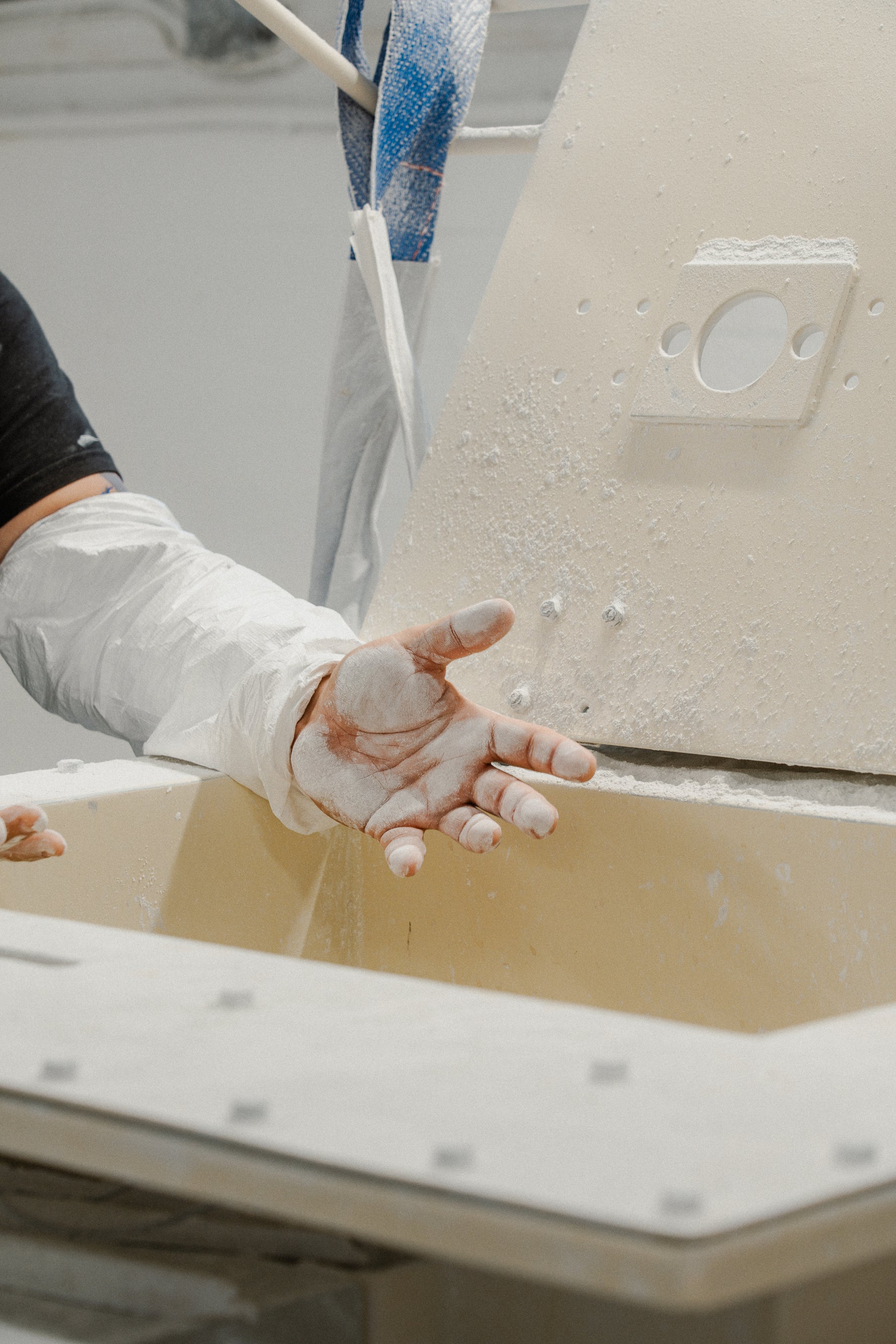 Blēo is a colour house that goes beyond the boundaries of paint